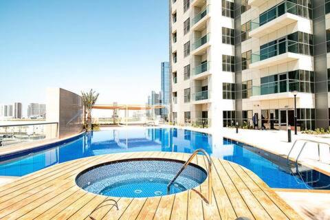 MarinaRise Tower, Abu Dhabi (updated prices 2026)