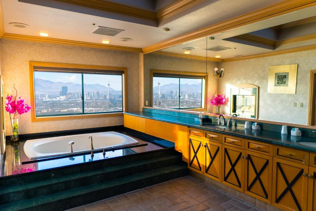 Arizona Charlie's Decatur, Las Vegas (updated prices 2025)