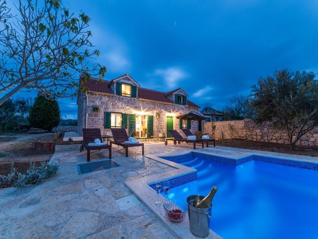 Holiday Home Lipa - Vrsi