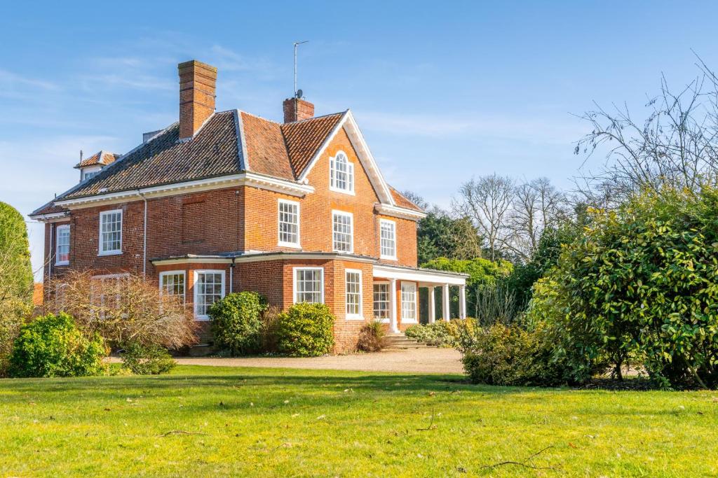 Blacksmiths Farmhouse, Ashmanhaugh (updated prices 2025)