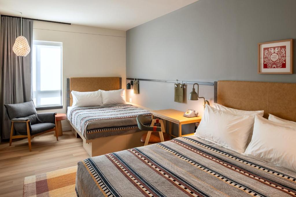 Moxy Cincinnati Downtown, Cincinnati (updated prices 2025)