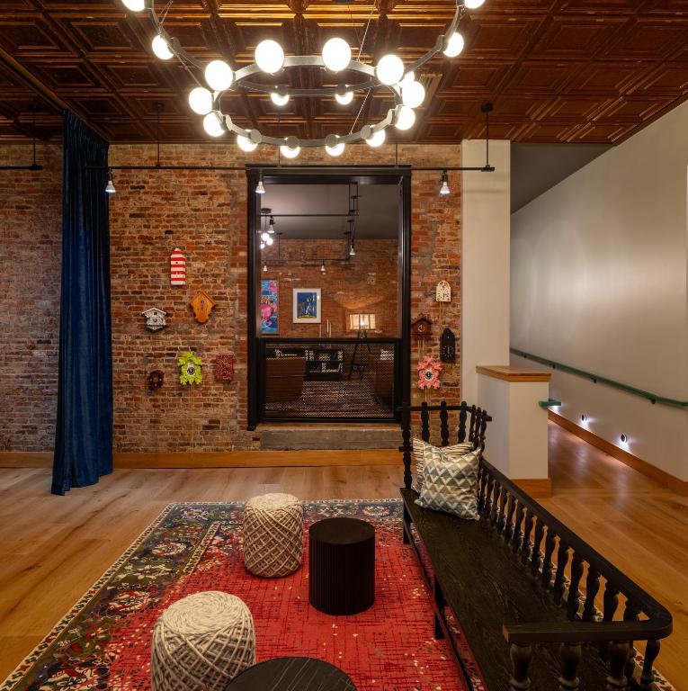 Moxy Cincinnati Downtown, Cincinnati (updated prices 2025)