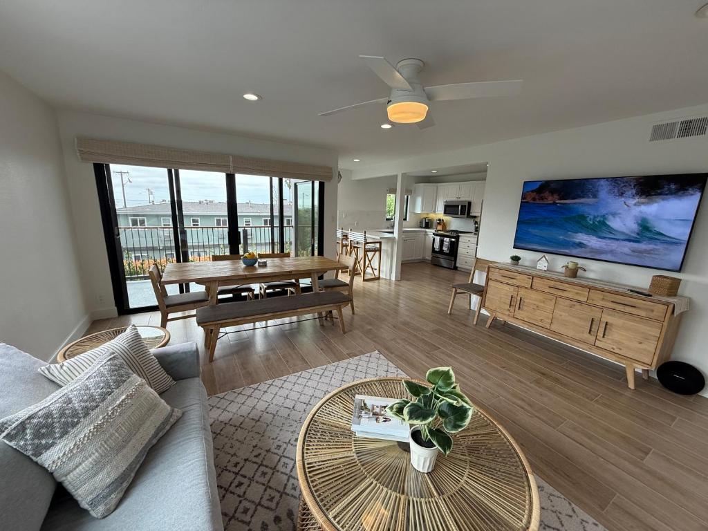 Modern Laguna Beach Duplex - Prime Location!, Laguna Beach (updated ...