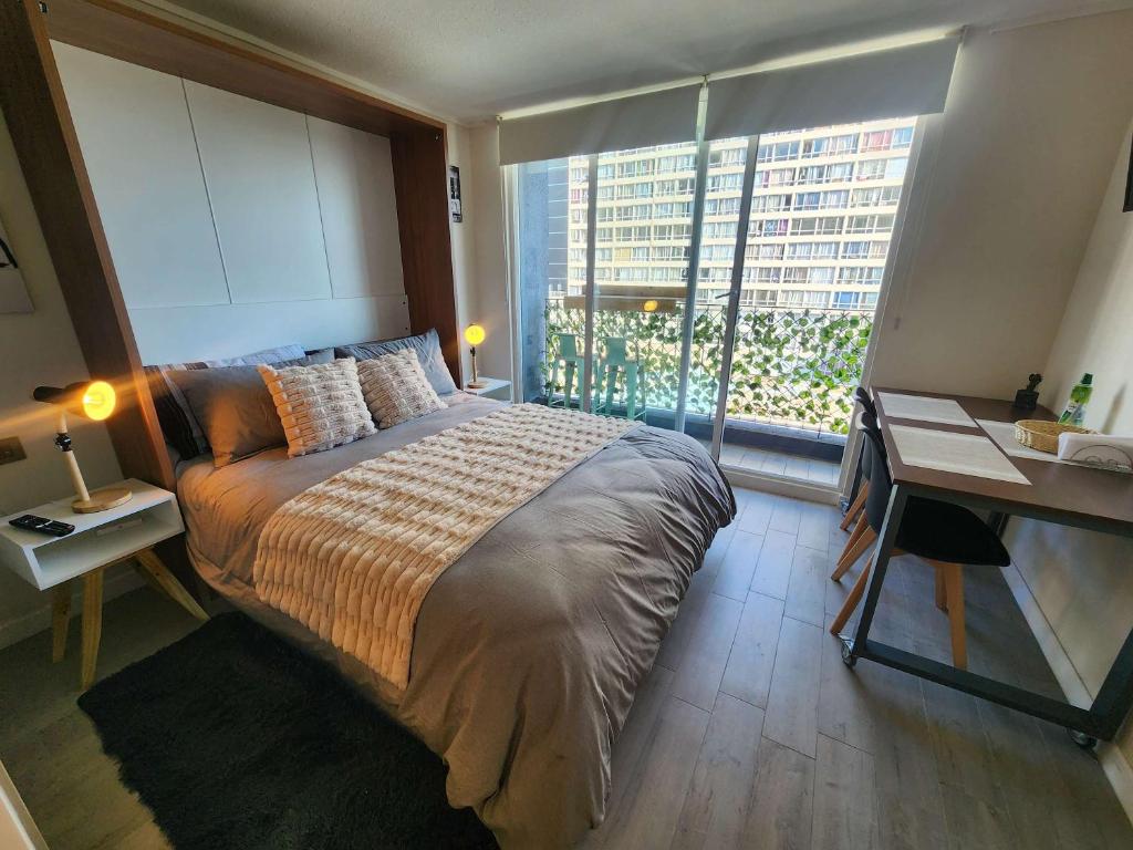 HOM I Comodo Studio 2PAX con Terraza en Santiago, Santiago (updated prices 2025)