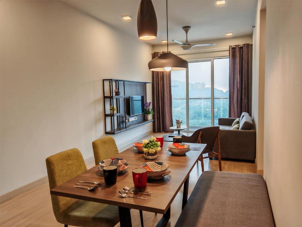 GENTING WINDMILL UPON HILLS With Sky Pool Near To GHPO & Awana Cable ...