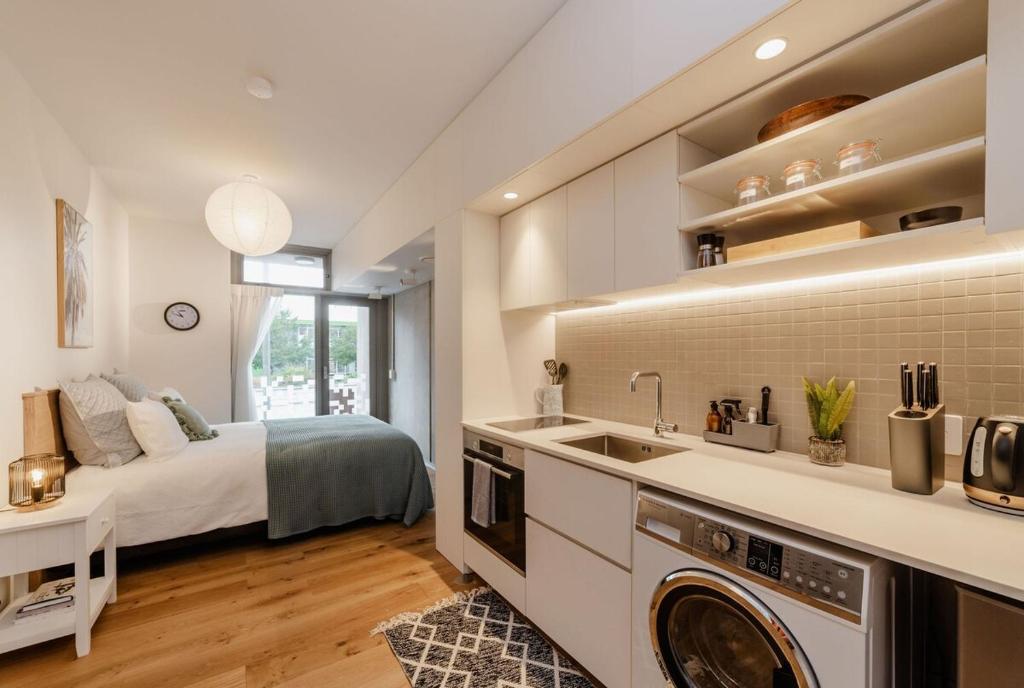 Cosy Urban Studio - Unbeatable Central Location!, Wellington ...