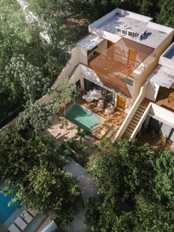 Bali 4BR Villa w Pool, Rooftop Jacuzzi and BBQ, Tulum (tarifs ...