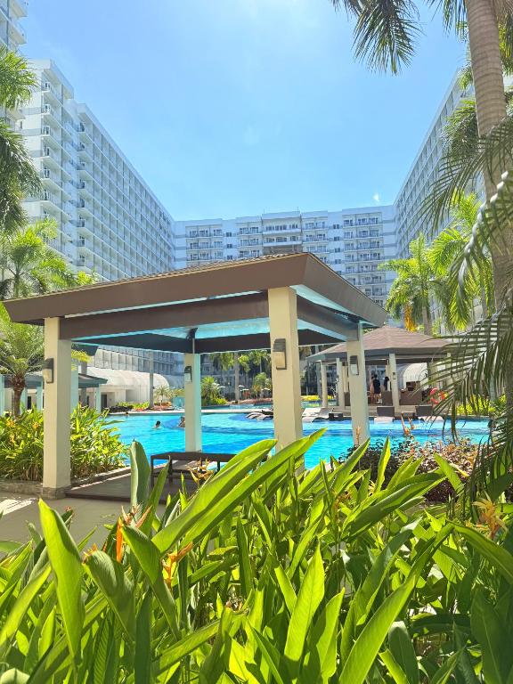 Shell Residences MOA Prime - Paul, Manila (updated prices 2025)