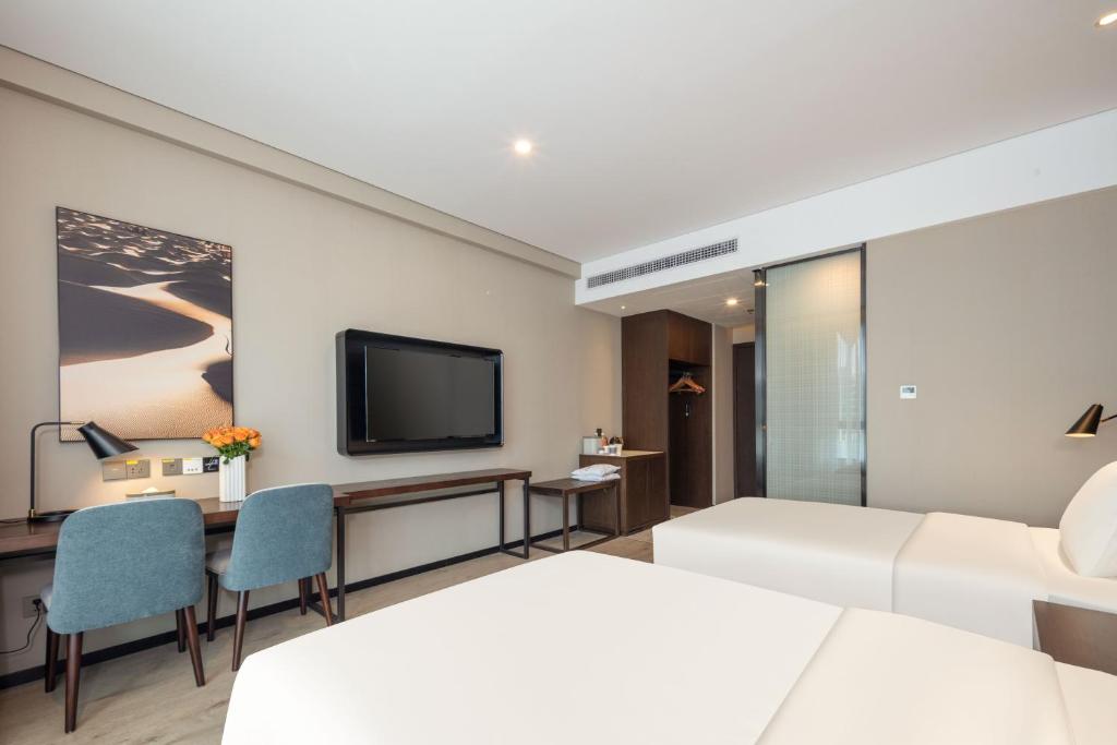 Atour X Hotel Suzhou Xiangcheng Vigorous Island Subway Station, Suzhou ...