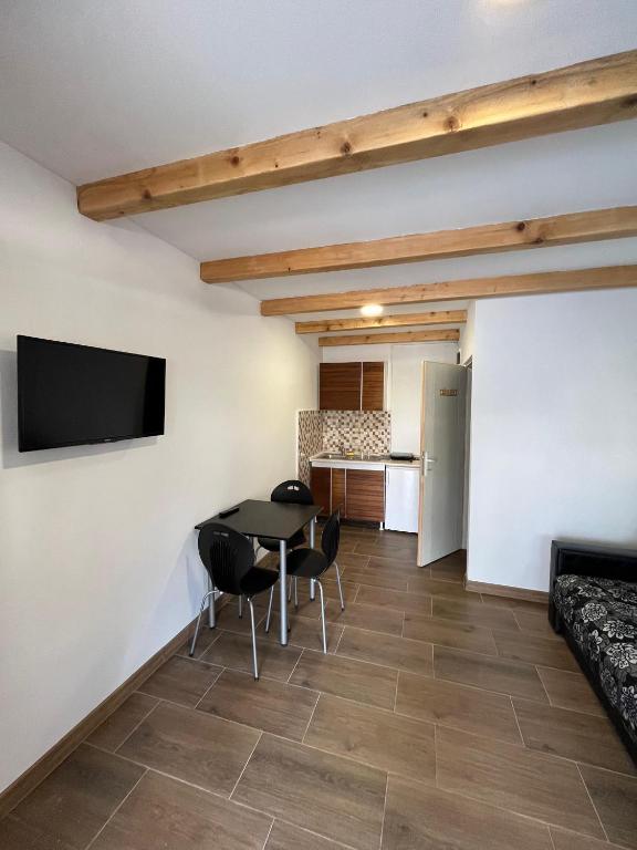 Studio, Soko Banja (updated prices 2025)