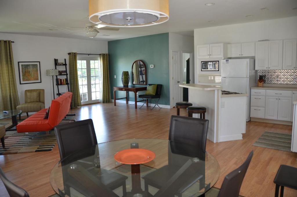 Inn at Huntingfield Creek, Rock Hall (updated prices 2025)