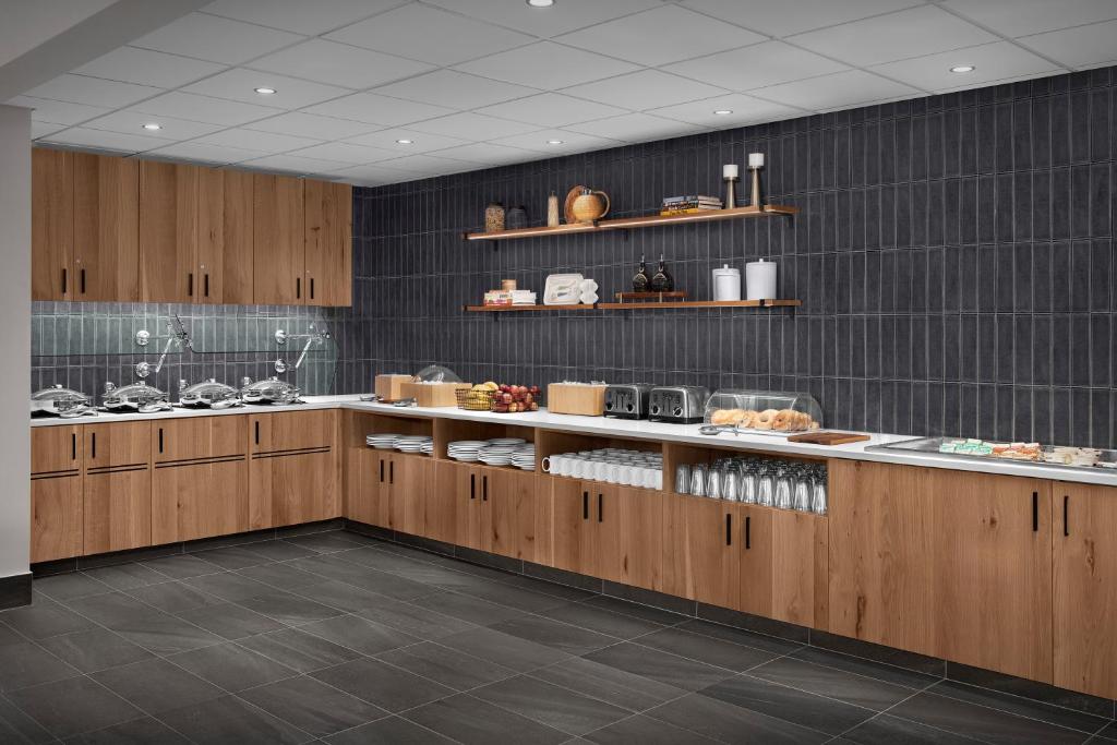 Residence Inn by Marriott Seattle Northgate Station, Seattle (updated ...