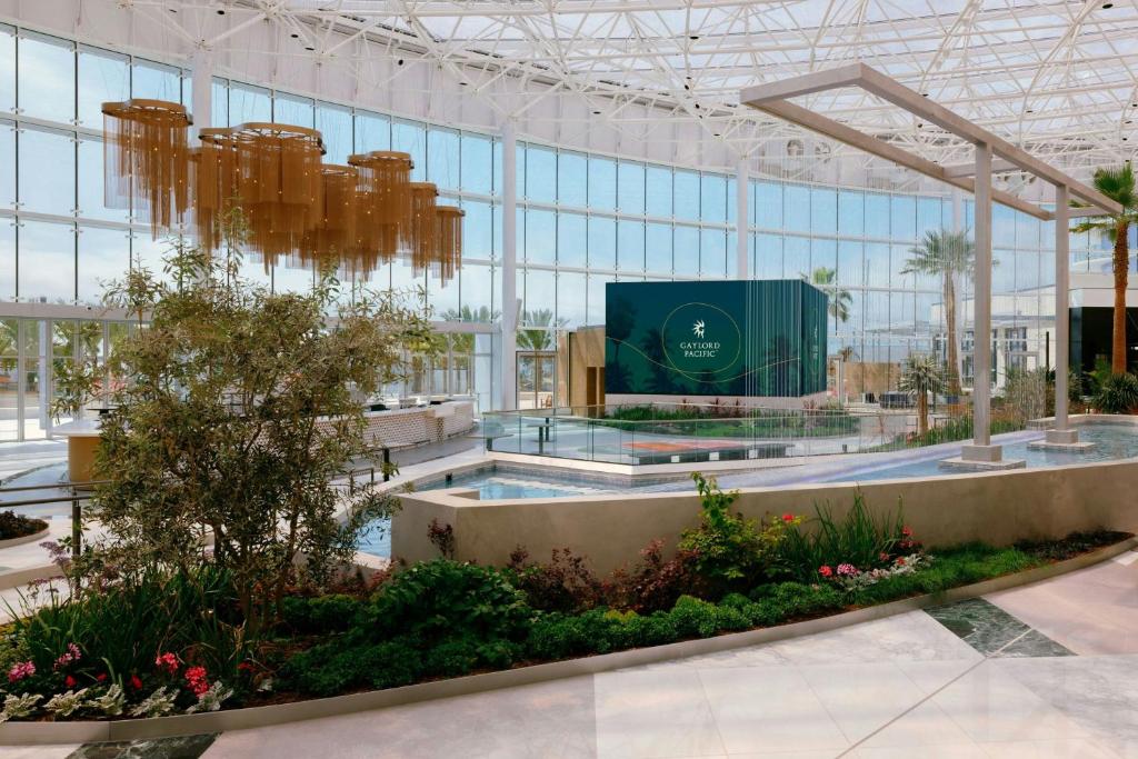 Gaylord Pacific Resort & Convention Center, Chula Vista (updated prices ...