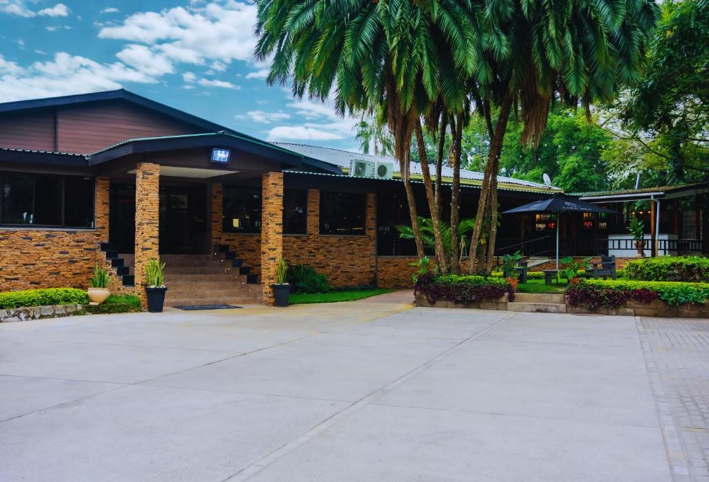 Casa Mia Lodge & Restaurant, Blantyre (updated prices 2026)