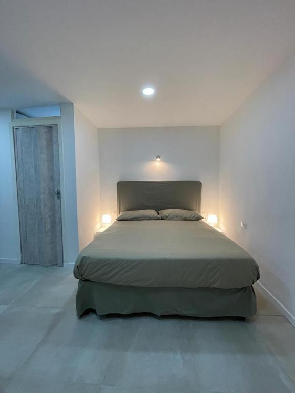 Sally house, Naples (updated prices 2025)