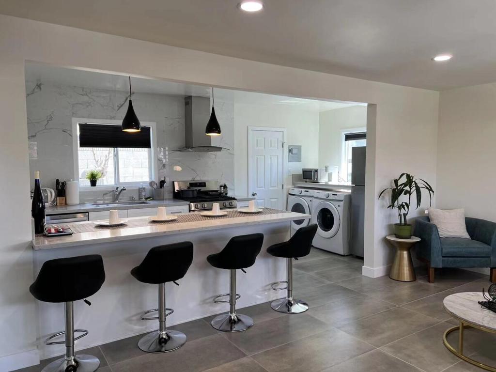 Gated & remodeled 2b2b house 3373, Baldwin Park (updated prices 2026)