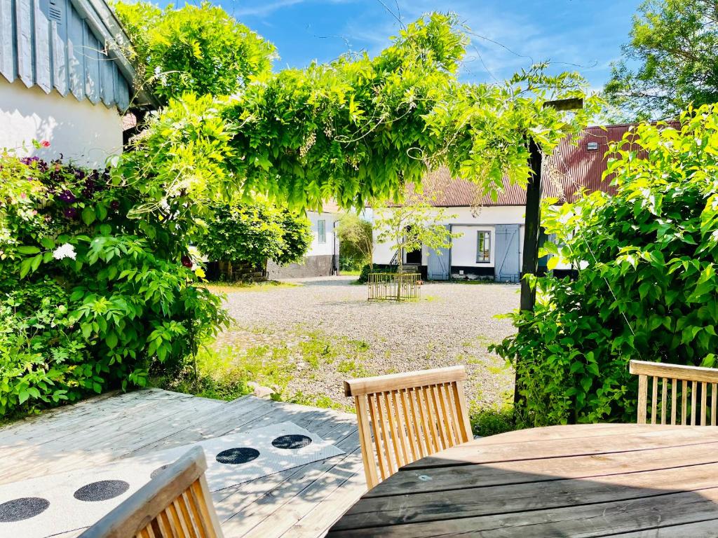 Sydkustens at Tullnäs Vingård, Klagstorp (updated prices 2026)