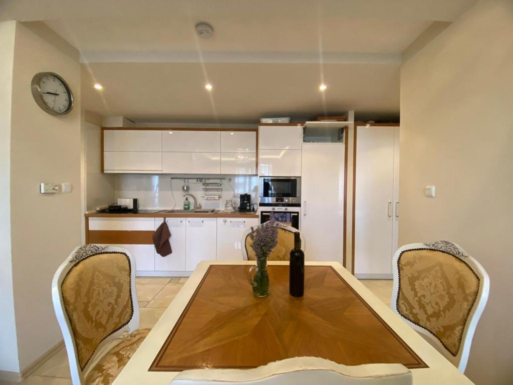 Robinzon Beach 3BD Lux apartment by Flat Mаnager, Elenite (precios actualizados 2026)