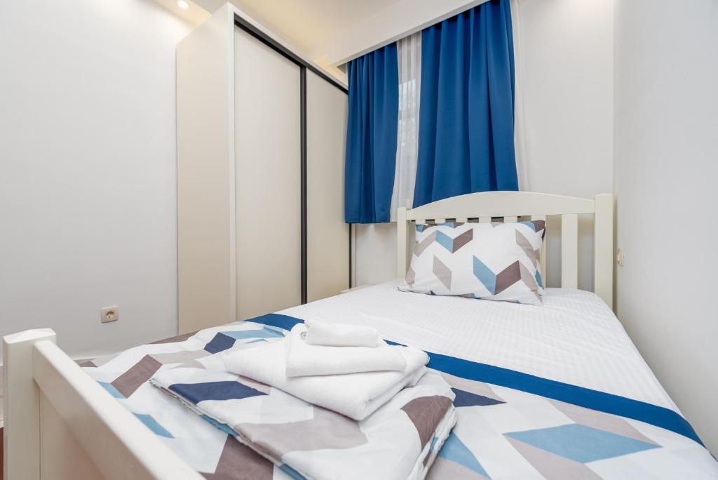 Exclusive Chateau Dabo Luxury Pool Apartments, Novalja, Novalja ...