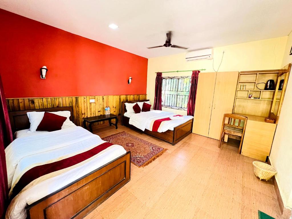 Chitwan Safari Resort, Sauraha (updated prices 2026)