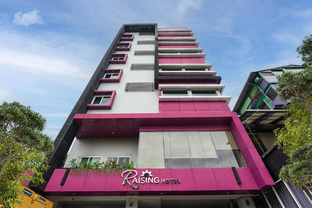 Raising Hotel Panakkukang Makassar By LIFE, Makassar (prezzi aggiornati ...