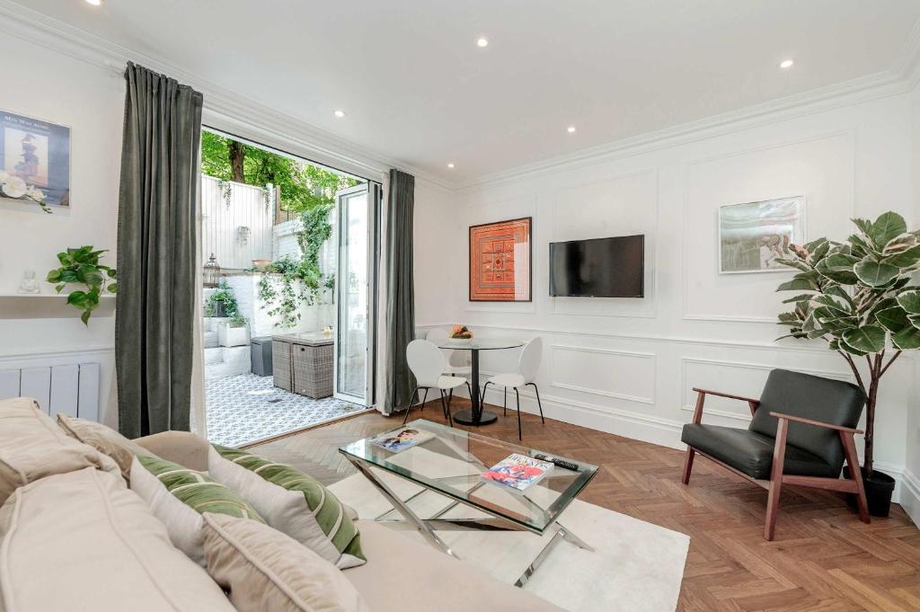 Lovely 1 bed Garden Flat - Earl's Court, Londres (precios actualizados ...