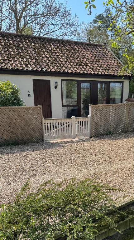 Elm Barn, Diss (updated prices 2026)