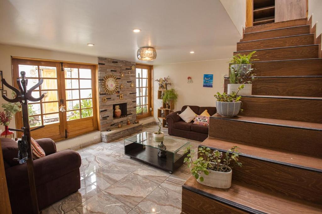 Casa tranquila con Jacuzzi y cama King Spacious house with a king-size ...