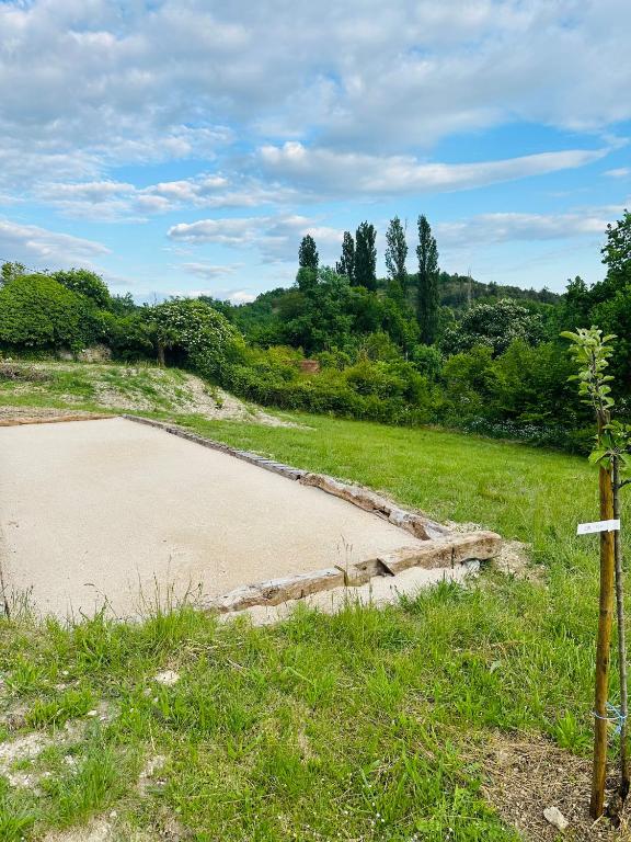 Domaine de Péroline Piscine et jacuzzi, Cézac (updated prices 2025)