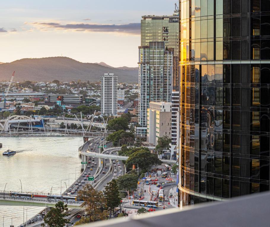 Queen's Wharf Residences, Brisbane (updated prices 2025)