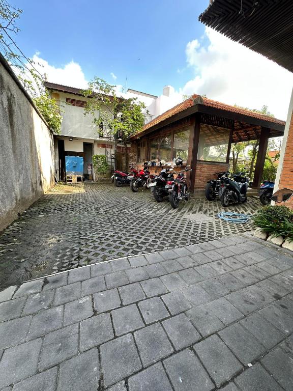 Villa Paving, Canggu (updated prices 2026)