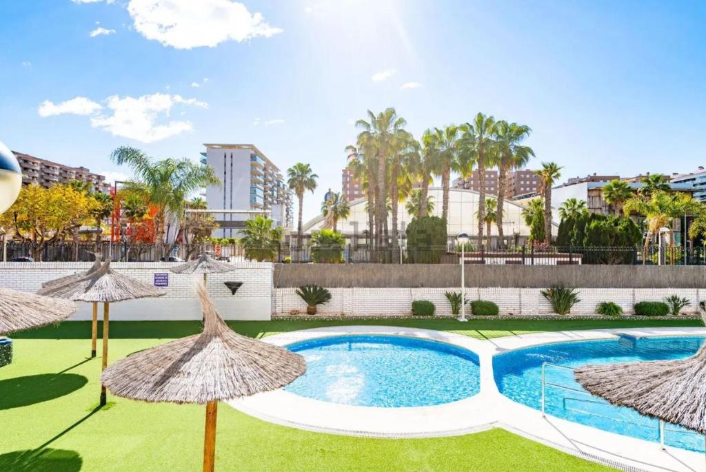 Disfruta la experiencia Magic World, Oropesa del Mar (precios ...