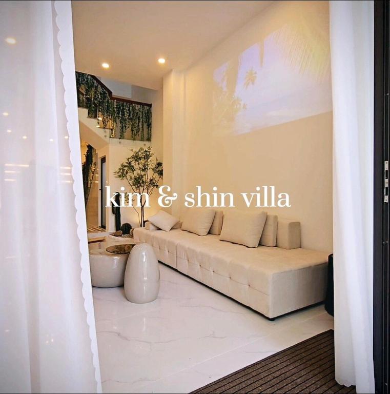 2025 Newly Built Villa with Bean Cafe 10 seconds MyKhe Beach 5 minutes ...