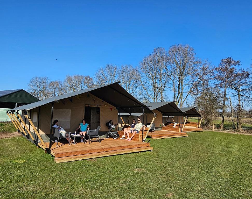 HappyFarm Safaritent, Terschuur (updated prices 2026)