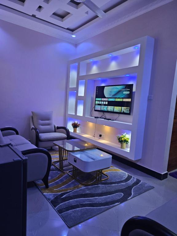 King Cave Luxury Apartment, Nkunjila (updated prices 2025)