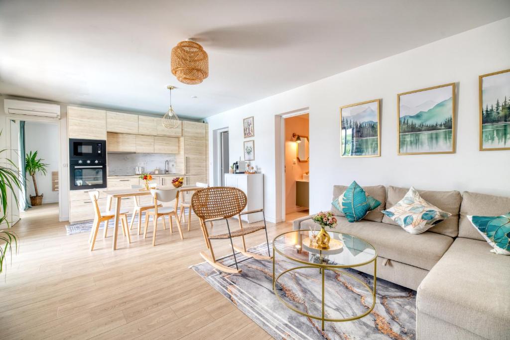 Coteaux en Vue, Aureville (updated prices 2026)