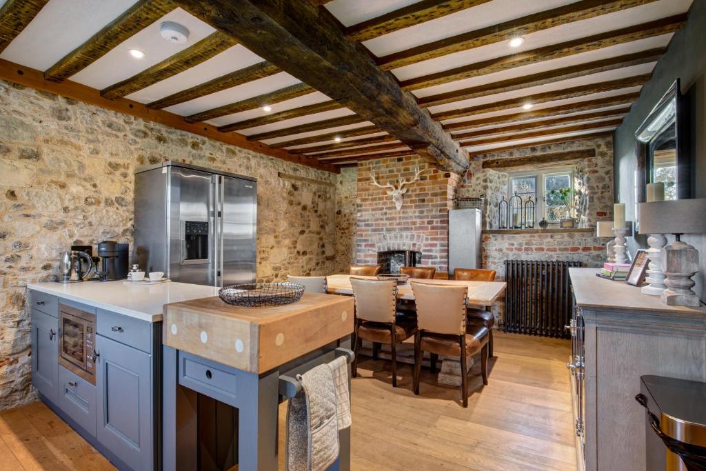 Bailiffs Cottage, Colchester (updated prices 2025)
