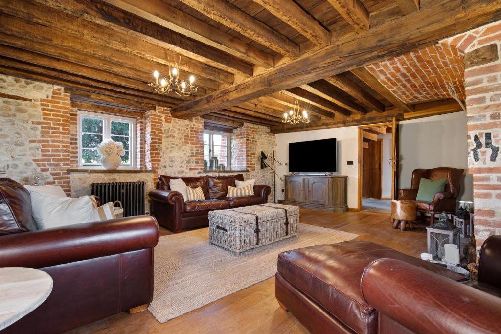 Bailiffs Cottage, Colchester (updated prices 2025)