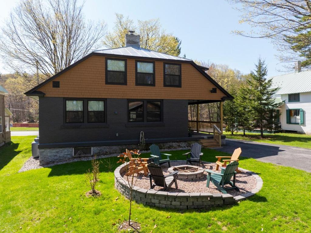 Old Forge Lodge Walk to Town and Lake, Old Forge (updated prices 2025)