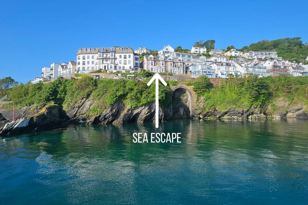Sea Escape, Looe (updated prices 2026)