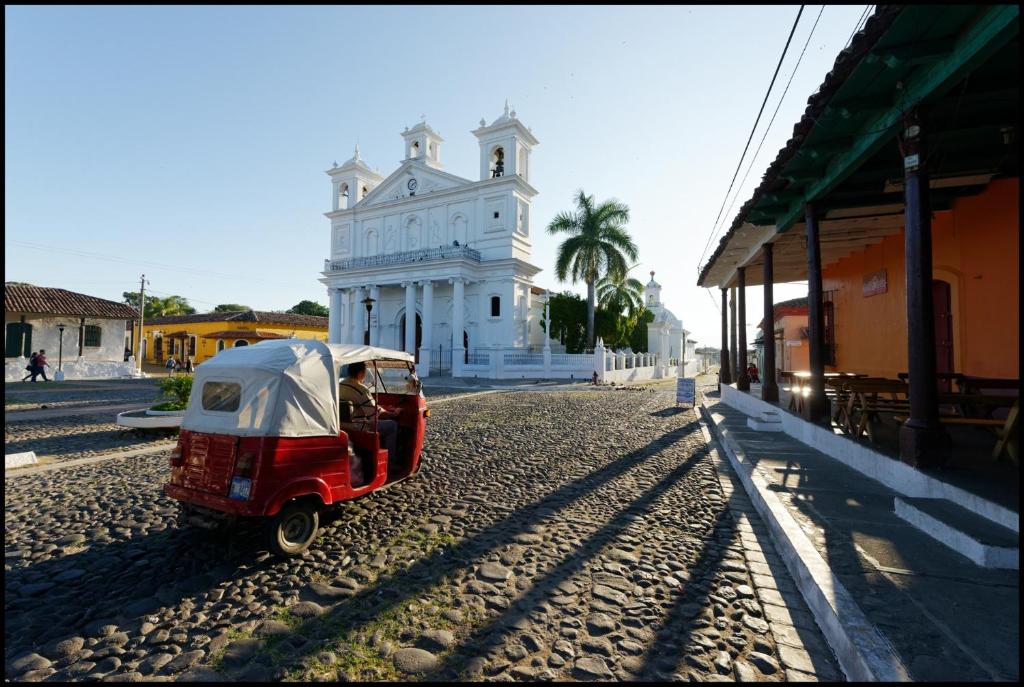 Los Almendros de San Lorenzo, Suchitoto (updated prices 2025)