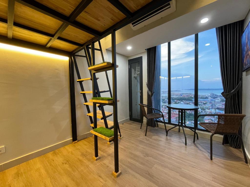 PANORAMIC Apartment Units with VIEWS Managed by AIO Pollux Meisterdadt ...