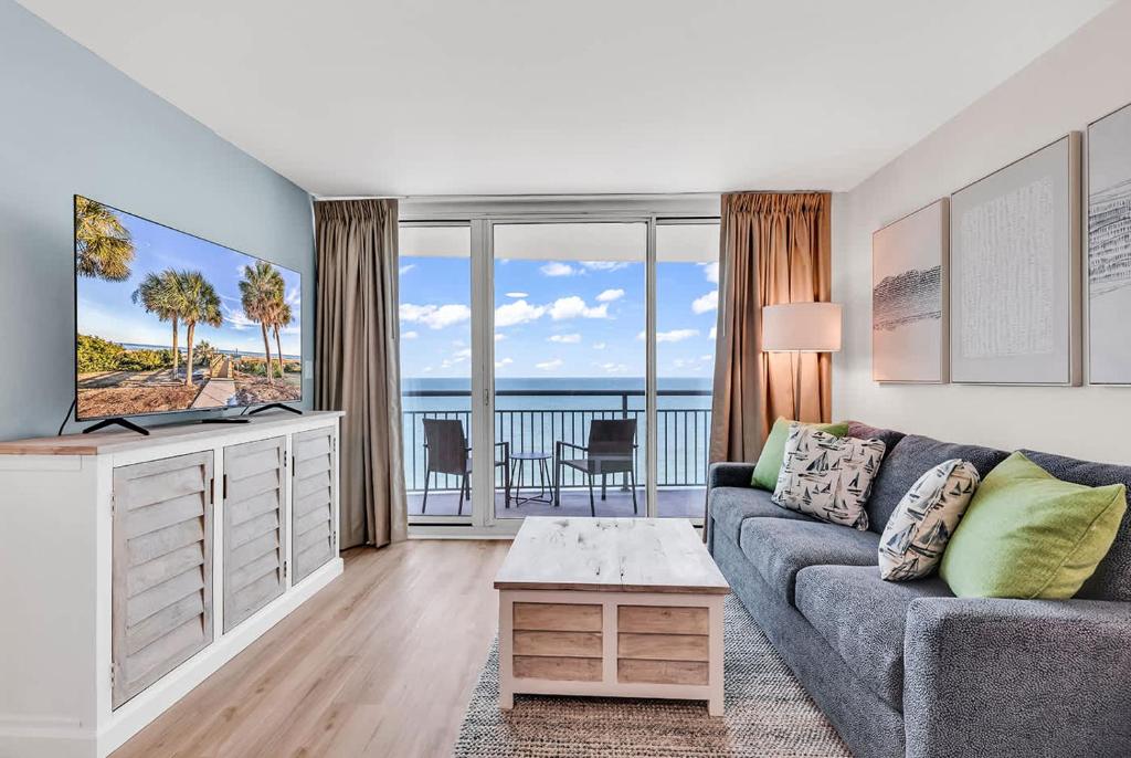 Fully Updated 1BR Oceanfront Oasis at Oceans One, Myrtle Beach ...