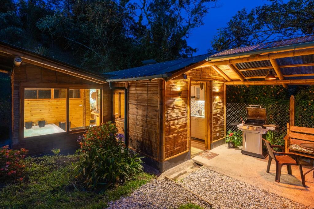 KITE KIWE LODGE - Parque Arvi, Guarne (updated prices 2025)