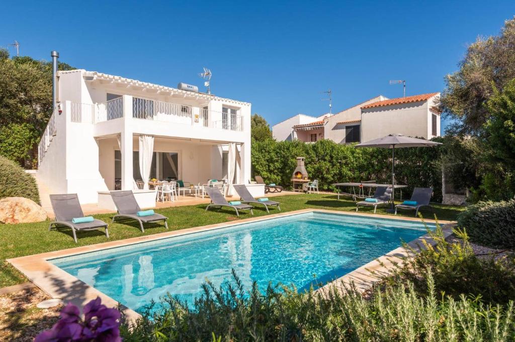 Villa Molly 16 by Villa Plus, Punta Prima (updated prices 2025)