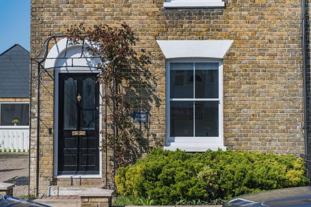 Forge House by Keepers Cottages, Eastry (updated prices 2026)