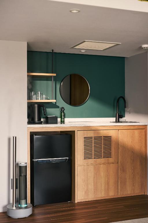 BASE LAYER HOTEL Nagoya Nishiki（名古屋市）：（最新料金：2025年）