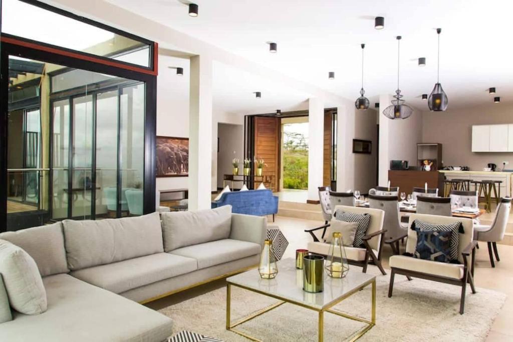 Inactive- Champagne Ridge Villa by YourHost Kenya, Nairobi (updated ...