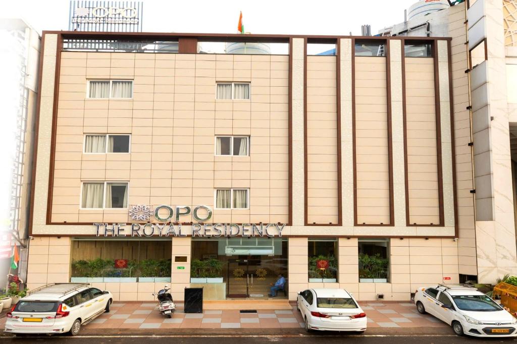 The OPO Royal Free Airport Pick-Up, New Delhi (updated prices 2025)