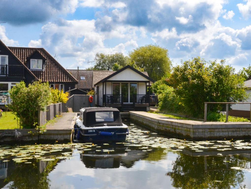 The Firs, Wroxham (updated prices 2026)